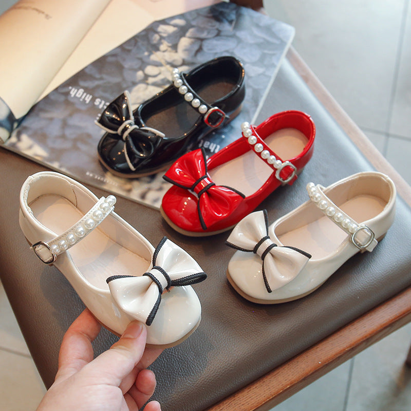 Alora Girls Lacquered Shiny Beaded Strap Shoe – xoxobyRiley